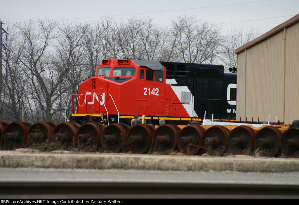 CN 2142